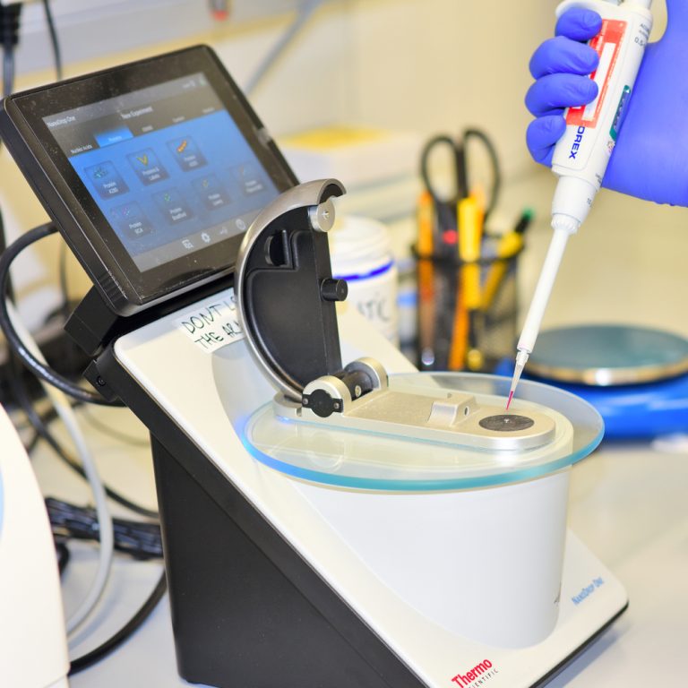 UV-VIS Spectrophotometers, Nanodrops, Microplate Readers, FT/IR ...